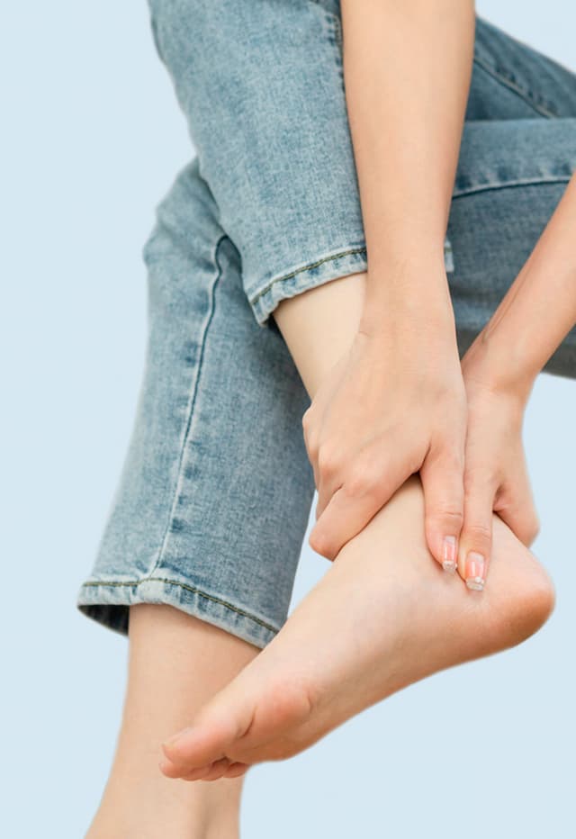 Sprains & Strains: Symptoms, Grades & Treatment Explained | Thuasne®